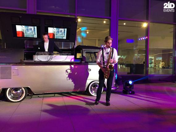 SAXOPHONE PLAYER FOR THE CLASSIC CAR FESTIVAL - 2ID EVENTS