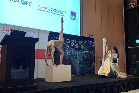 CONTORTIONIST AND HARPIST FOR THE CORPORATE EVENT - 2ID EVENTS