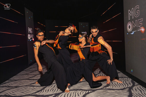 DANCE WITH VIDEO PROJECTION SHOW FOR THE CAR LAUNCH EVENT - 2ID EVENTS